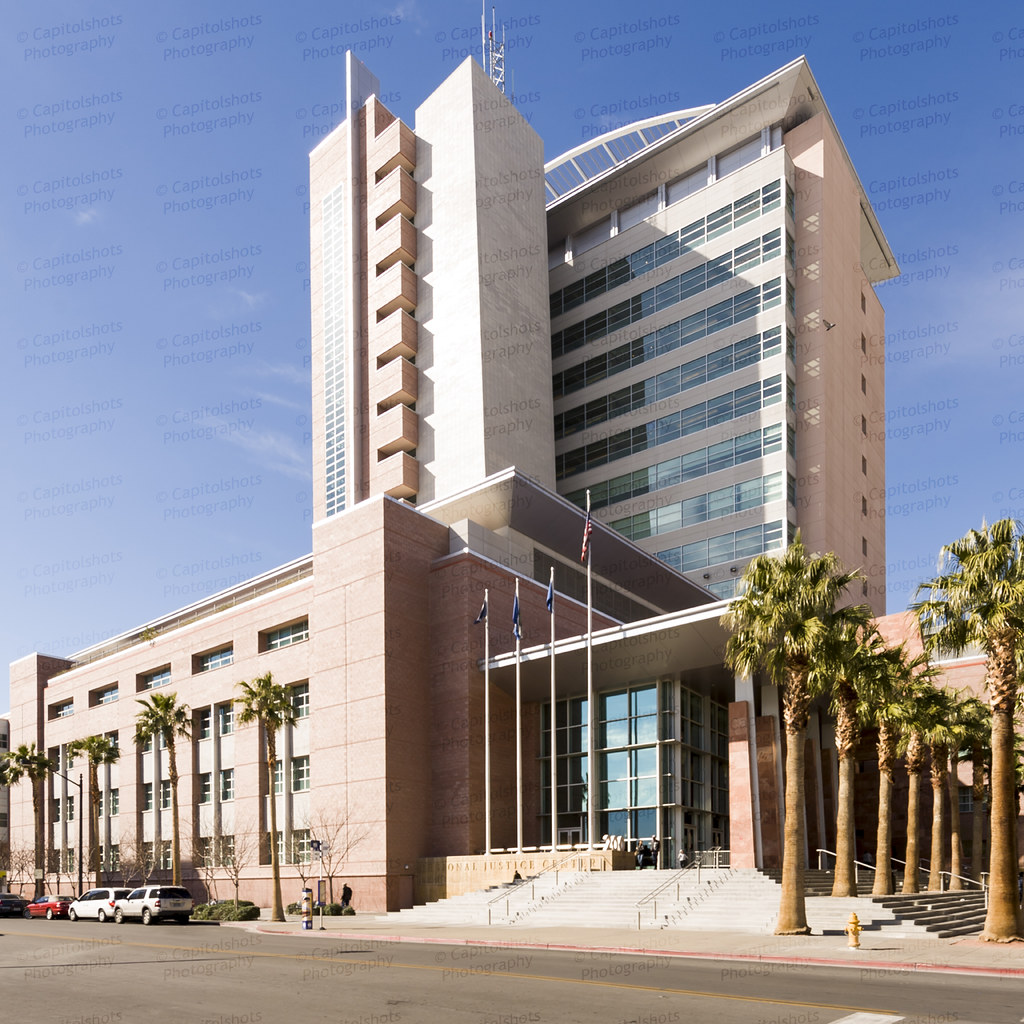 COURTHOUSES | Safe-Screen